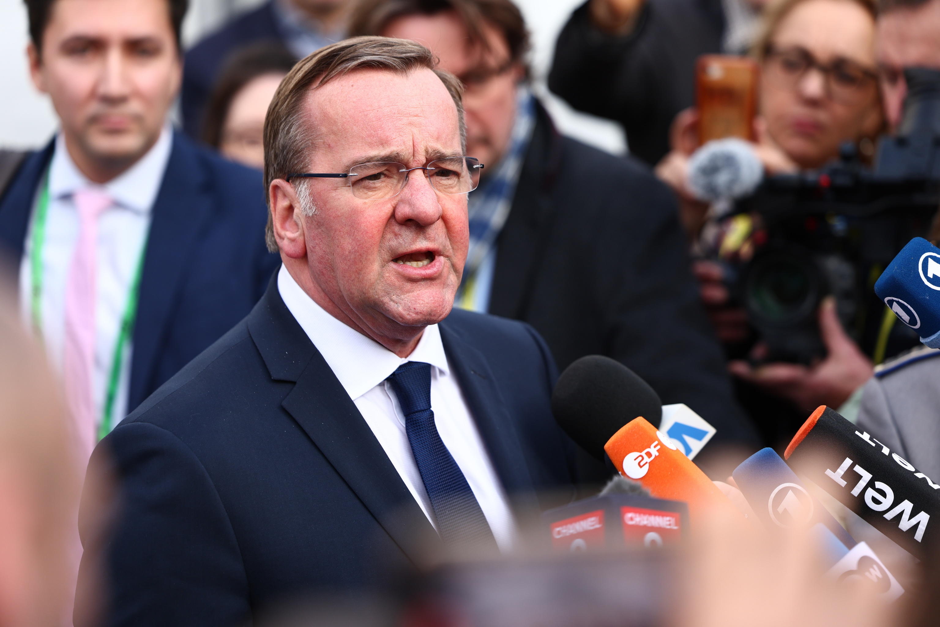 Il ministro della Difesa tedesco ha accusato Putin di “guerra dell ...